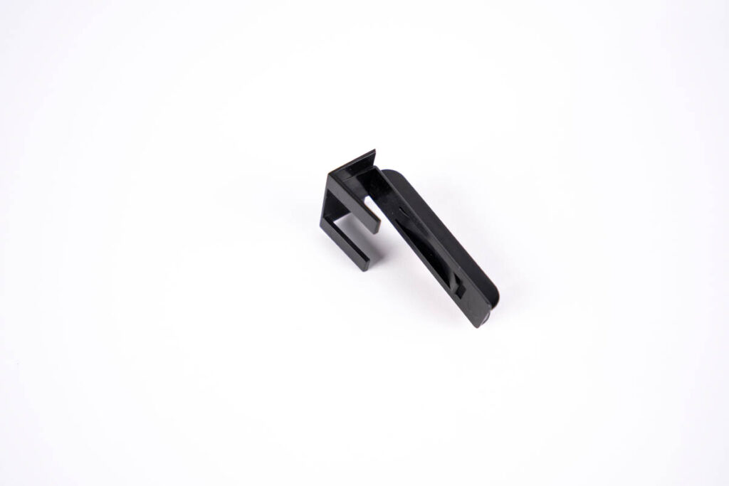 4211 Divider Clip 2" long X 1/4" X 1/2" drawer side